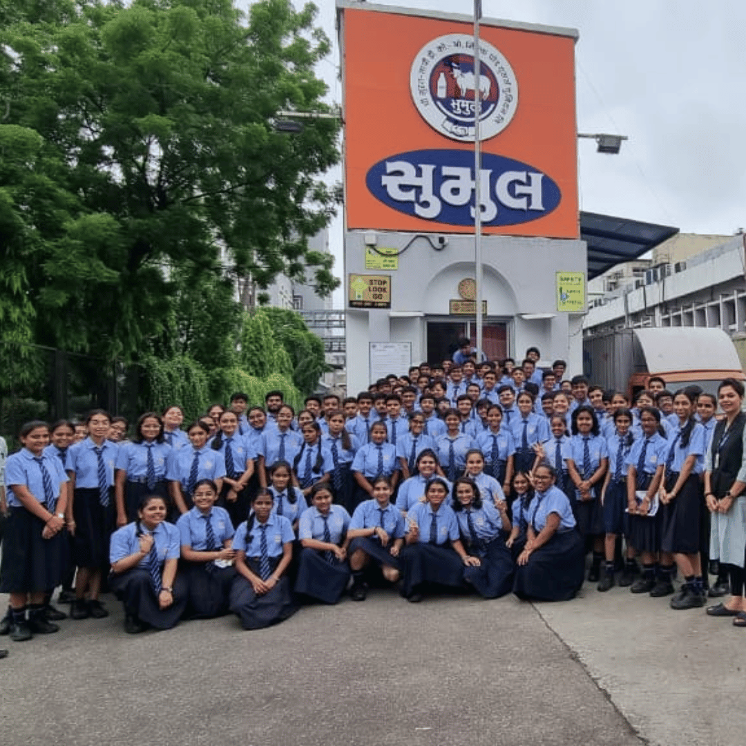 L. P. Savani International School | CBSE School In Surat | GSEB School ...